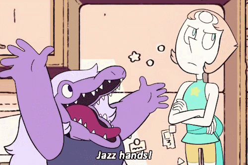 Amethyst Waving Jazz Hands To Pearl GIF | GIFDB.com
