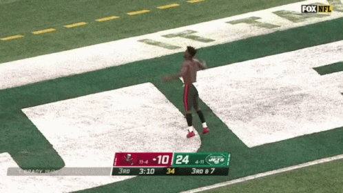 Antonio Brown Jumping Wave Boomerang GIF | GIFDB.com