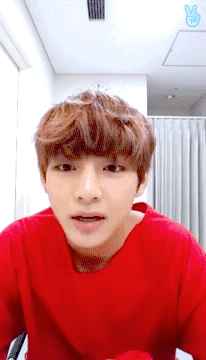 Bts V Kim Taehyung Wave Hi Hello GIF | GIFDB.com
