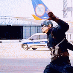 Captain America Throwing Shield GIF | GIFDB.com