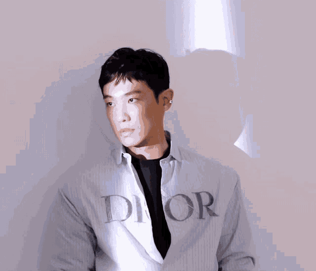 Christian Dior Lee Joon GIF | GIFDB.com