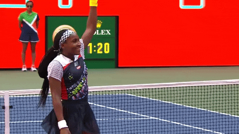Coco Gauff Waving Us Open 2022 GIF | GIFDB.com