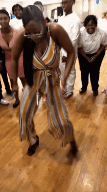 Funny Dance Among The Crowd GIF | GIFDB.com