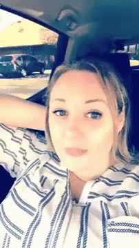 Funny Slow Winky Face GIF | GIFDB.com