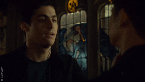 Matthew Daddario Kissing Magnus Bane GIF | GIFDB.com