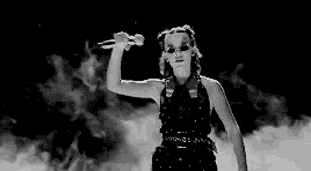 Peace Out Mic Drop Millie Bobby Brown GIF | GIFDB.com