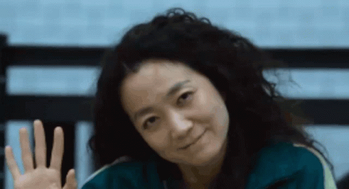 Squid Game Han Mi-nyeo Waving GIF | GIFDB.com