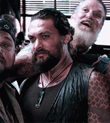 Aquaman Jason Momoa No Way Reaction GIF | GIFDB.com