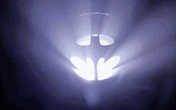Bat Signal Orange Artesana GIF | GIFDB.com