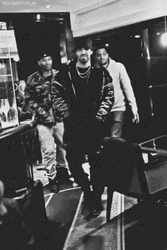 Bbl Drake Entrance GIF | GIFDB.com