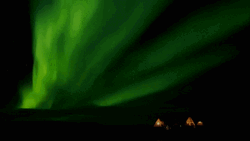 Beautiful Northern Lights Viewing GIF | GIFDB.com