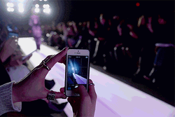 Best Smartphone GIFs | GIFDB.com