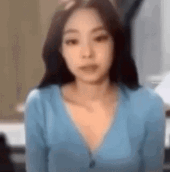 Blackpink Jennie Disgust GIF | GIFDB.com