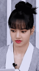 Blackpink Lisa Shocked GIF | GIFDB.com
