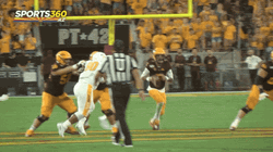 Brandon Aiyuk In Game Field GIF | GIFDB.com