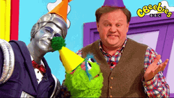 Cbeebies Presenter Justin Fletcher Smile And Wave GIF | GIFDB.com