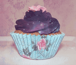 Cupcake Sparkling Icing GIF | GIFDB.com