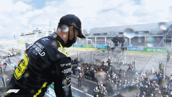 Daniel Ricciardo Spraying Champagne GIF | GIFDB.com