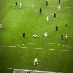 Dibu Emiliano Martinez Save GIF | GIFDB.com