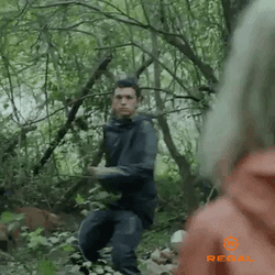 Dont Move Anxious Tom Holland GIF | GIFDB.com