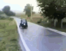 Drifting Fast Tuk Tuk Vehicle GIF | GIFDB.com