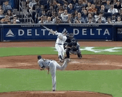 Eddie Rosario Fast Run Catch GIF | GIFDB.com