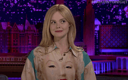 Elle Fanning GIFs | GIFDB.com
