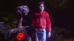 Et With A Friend Looking Above GIF | GIFDB.com