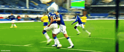 Everton Fc Yerry Mina GIF | GIFDB.com