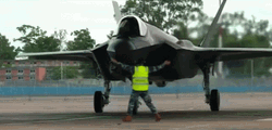 F35 Fighter Jet Ready For Take Off GIF | GIFDB.com