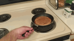 Flipping Pancake On Pan GIF | GIFDB.com