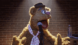 Fozzie Bear GIFs | GIFDB.com