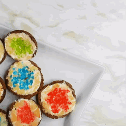 Geode Yummy Cookies GIF | GIFDB.com