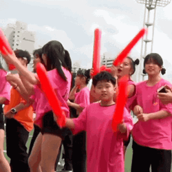 Go Go Go Family Cheering GIF | GIFDB.com