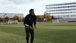 Griddy Rafael Leão Football GIF | GIFDB.com