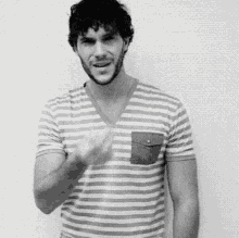 Italian Hand Gesture GIFs | GIFDB.com