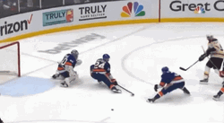 Hockey Missed Shoot GIF | GIFDB.com