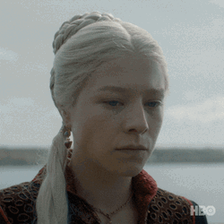 Hotd Alicent Hightower And Princess Rhaenyra Targaryen GIF | GIFDB.com