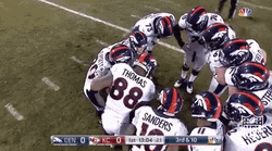 Huddle Before The Game Starts GIF | GIFDB.com