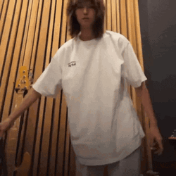 Im Sat Hands On Lap GIF | GIFDB.com