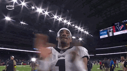 Jalen Hurts Strong Clapping Hands GIF | GIFDB.com