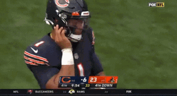 Justin Fields Wearing Helmet GIF | GIFDB.com