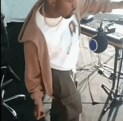 Kanye West Dancing GIF | GIFDB.com