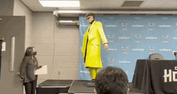 Lamelo Ball Walk Out GIF | GIFDB.com