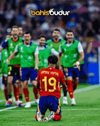 Lamine Yamal Kneel Down GIF | GIFDB.com