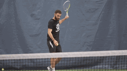 Lefty Guy Got Magic Touch GIF | GIFDB.com