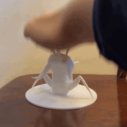 Loot Bug Lethal Company 3d Print GIF | GIFDB.com