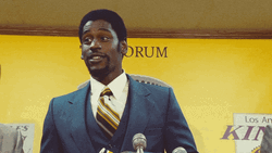 Magic Johnson Audience GIF | GIFDB.com