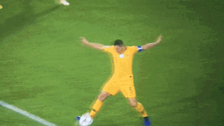 Man Dodging Handball GIF | GIFDB.com