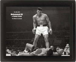 Muhammad Ali Watching Opponent Struggle GIF | GIFDB.com